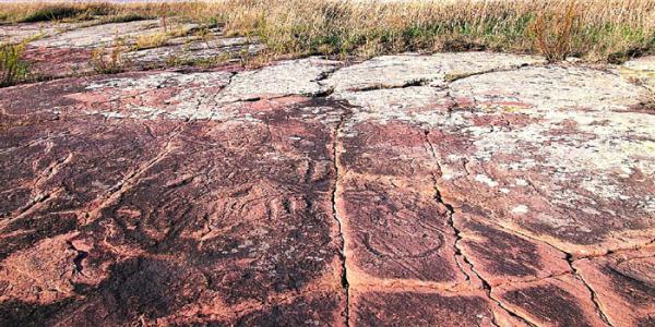 Jeffers Petroglyphs – Minnesota Historical Society